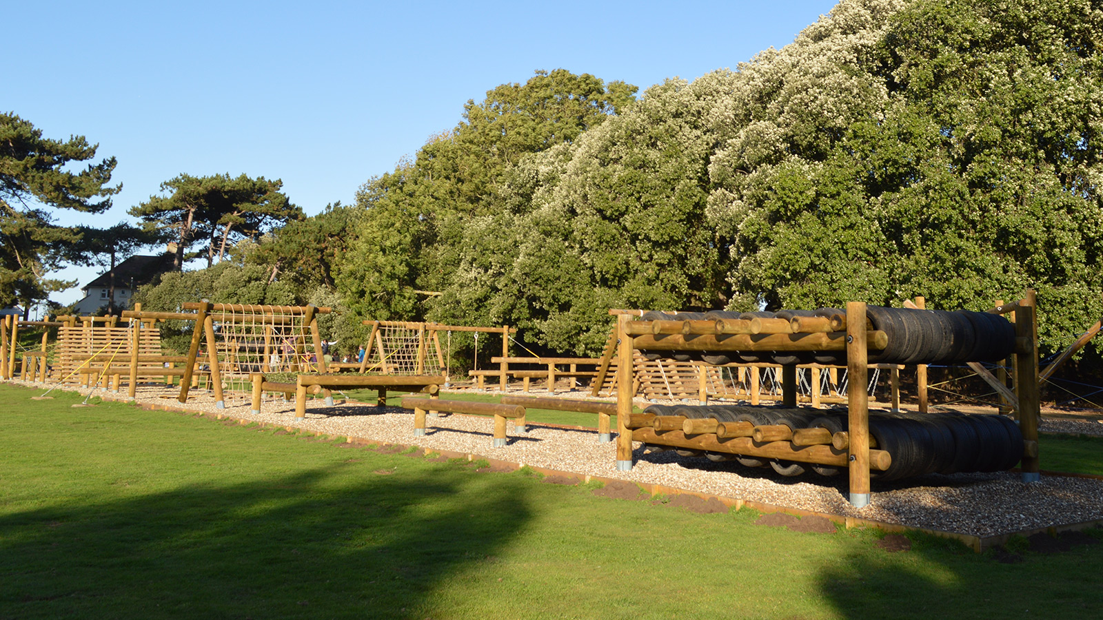 Bawdsey Manor Activity Camp, Suffolk - English Courses & Excursions