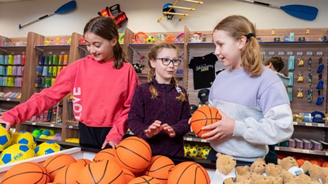 Shop - are there gift shops at PGL centres?